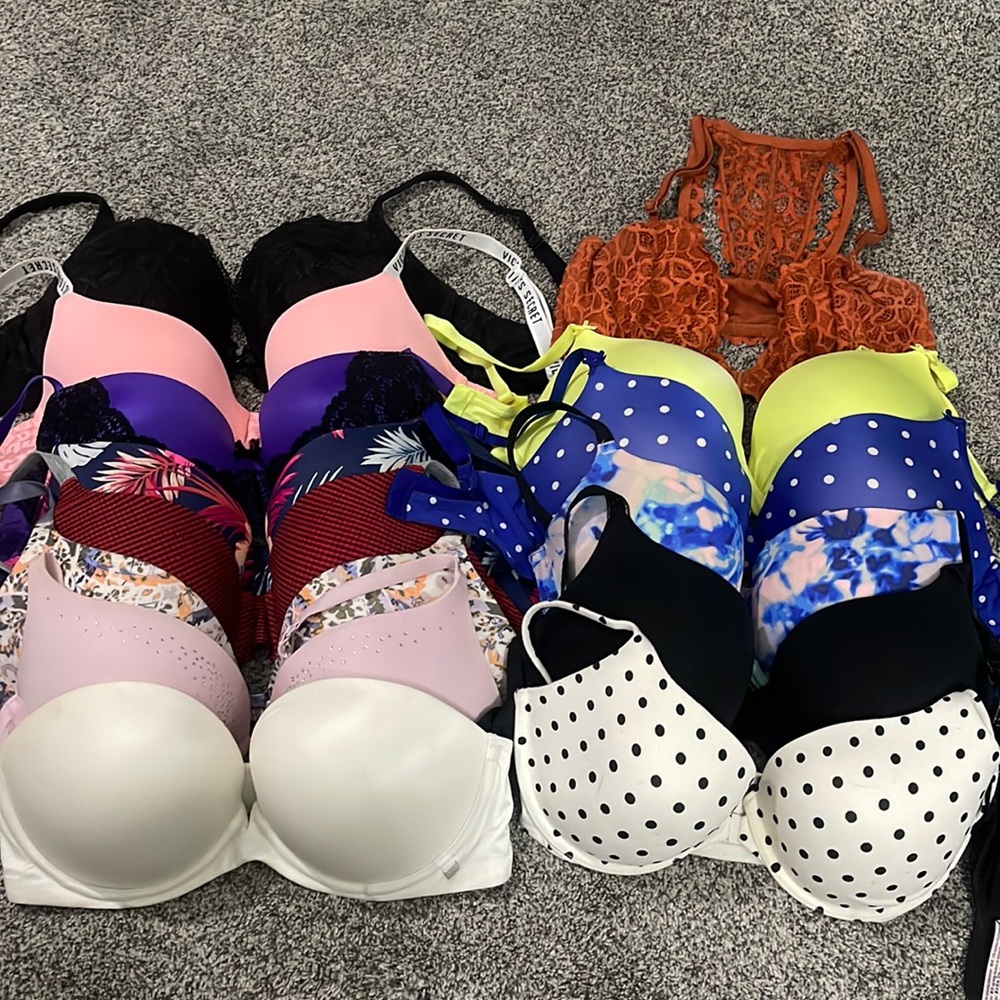 Set Of 14 Victorias Secret Bras - Gem